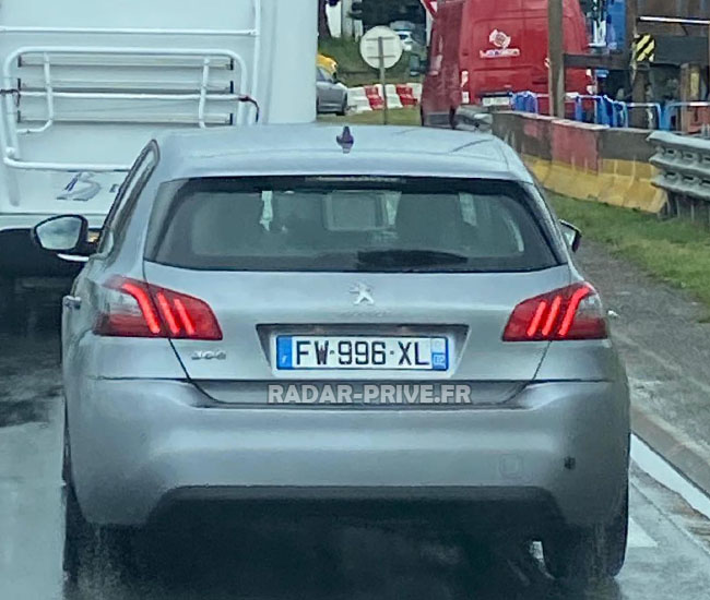 Peugeot 308 FW-996-XL voiture radar mobile privatisée